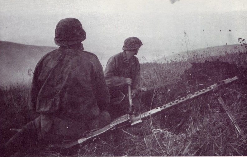 SS MG34 machine gunner | Aircraft of World War II - WW2Aircraft.net Forums