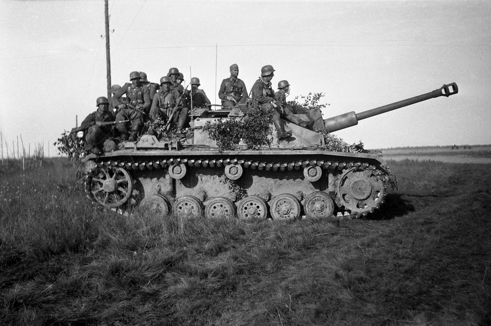 StuG III Ausf G in Russia | Aircraft of World War II - WW2Aircraft.net ...